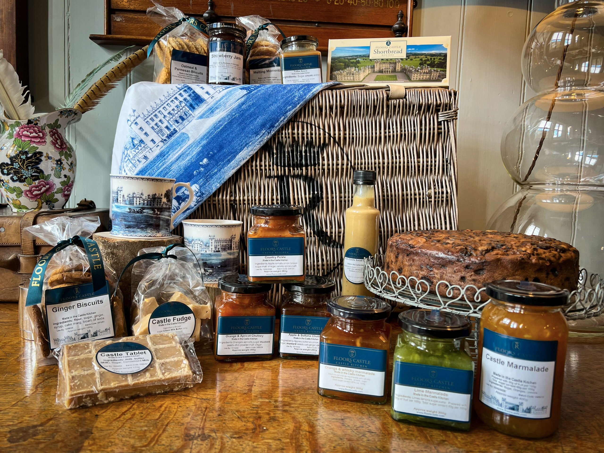 ROXBURGHE Luxury Hamper - Floors Castle